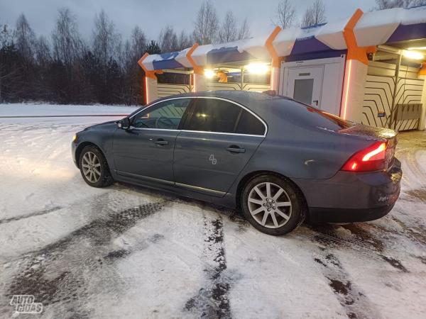 Grey Volvo S80 2007 in Vilnius, with an engine capacity of 2.40 L and mileage of 372 thousand km for 2000 €, photo 4 on AUTOMOTO.COM.LV