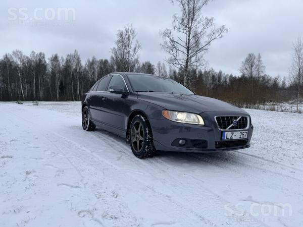 Pelēks Volvo S80 2007 Preiļi, ar dzinēja tilpumu 2.40 L un nobraukumu 324 tūkst. km par 5300 €, foto 10 vietnē AUTOMOTO.COM.LV