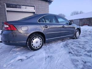 Grey Volvo S80 2007 in Radviliskis, with an engine capacity of 2.40 L and mileage of 250 thousand km for 3800 €, photo 2 on AUTOMOTO.COM.LV