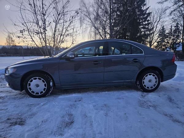 Grey Volvo S80 2007 in Radviliskis, with an engine capacity of 2.40 L and mileage of 250 thousand km for 3800 €, photo 7 on AUTOMOTO.COM.LV