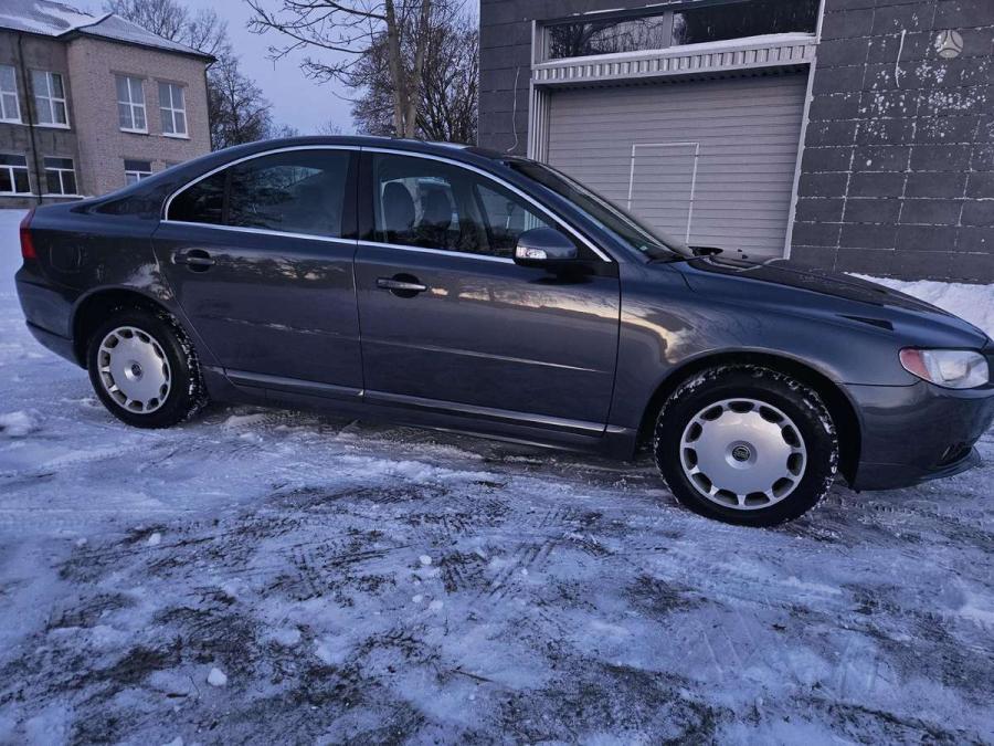 Grey Volvo S80 2007 in Radviliskis, with an engine capacity of 2.40 L and mileage of 250 thousand km for 3800 €, photo 12 on AUTOMOTO.COM.LV