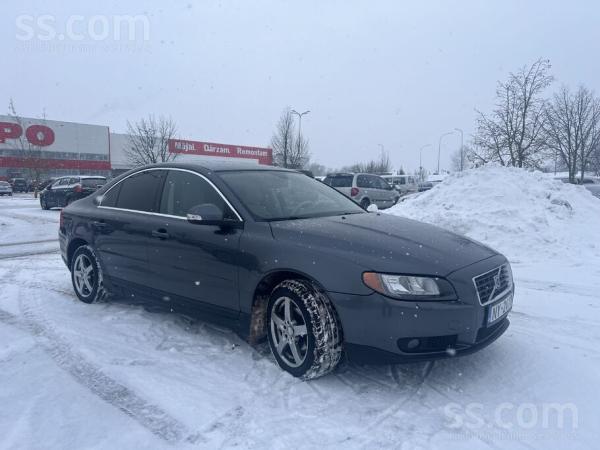 Grey Volvo S80 2007 in Daugavpils, with an engine capacity of 2.50 L and mileage of 338 thousand km for 2990 €, photo 7 on AUTOMOTO.COM.LV