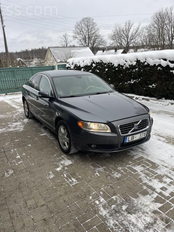 Pelēks Volvo S80 2007 Rēzekne, ar dzinēja tilpumu 2.40 L un nobraukumu 389 tūkst. km par 4050 €, foto 2 vietnē AUTOMOTO.COM.LV