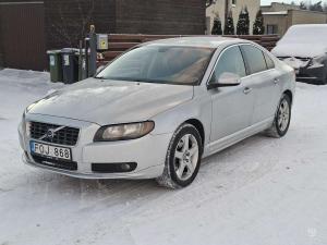 Pelēks Volvo S80 2007 Panevēža, ar dzinēja tilpumu 2.40 L un nobraukumu 341 tūkst. km par 2500 €, foto 3 vietnē AUTOMOTO.COM.LV