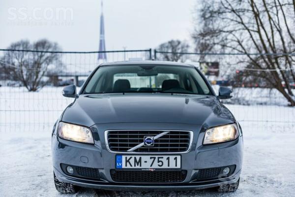 Pelēks Volvo S80 2007 Rīga, ar dzinēja tilpumu 2.40 L un nobraukumu 343 tūkst. km par 3990 €, foto 3 vietnē AUTOMOTO.COM.LV