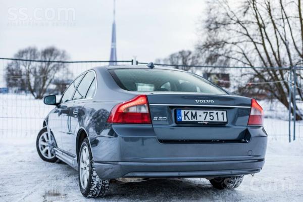 Pelēks Volvo S80 2007 Rīga, ar dzinēja tilpumu 2.40 L un nobraukumu 343 tūkst. km par 3990 €, foto 6 vietnē AUTOMOTO.COM.LV