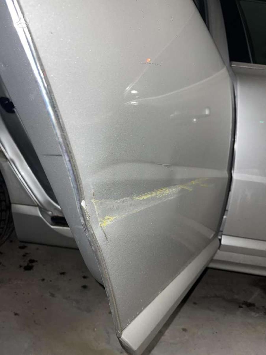 Pelēks Volvo S80 2007 Viļņa, ar dzinēja tilpumu 2.40 L un nobraukumu 303 tūkst. km par 2800 €, foto 25 vietnē AUTOMOTO.COM.LV