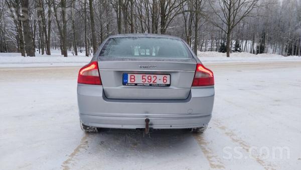 Pelēks Volvo S80 2007 Alūksne, ar dzinēja tilpumu 2.40 L un nobraukumu 0 tūkst. km par 3200 €, foto 10 vietnē AUTOMOTO.COM.LV