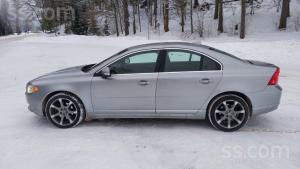 Grey Volvo S80 2007 in Aluksne, with an engine capacity of 2.40 L and mileage of 0 thousand km for 3200 €, photo 13 on AUTOMOTO.COM.LV