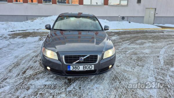 Pelēks Volvo S80 2007 Tartu, ar dzinēja tilpumu 2.40 L un nobraukumu 460 tūkst. km par 2999 €, foto 5 vietnē AUTOMOTO.COM.LV