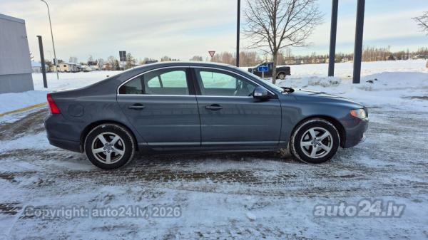 Pelēks Volvo S80 2007 Tartu, ar dzinēja tilpumu 2.40 L un nobraukumu 460 tūkst. km par 2999 €, foto 6 vietnē AUTOMOTO.COM.LV