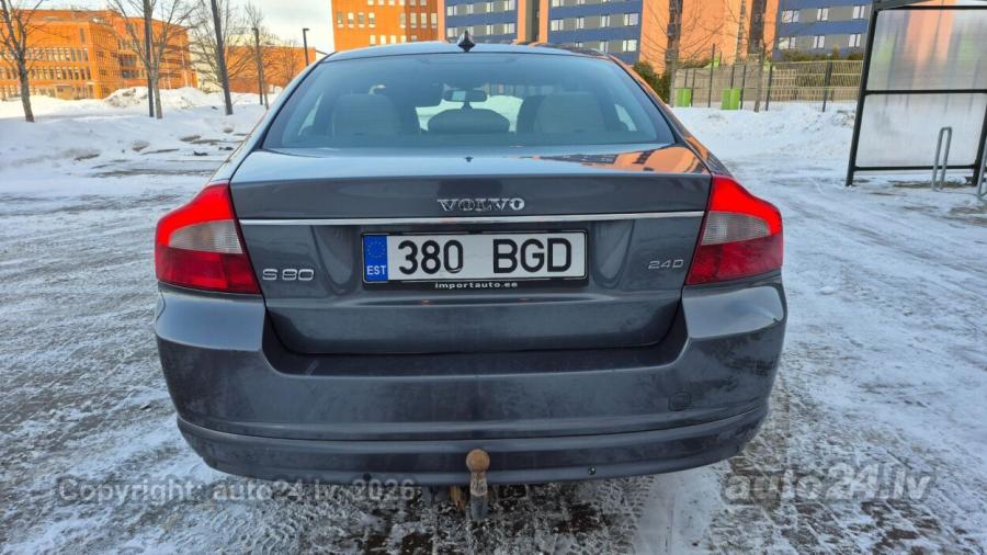 Pelēks Volvo S80 2007 Tartu, ar dzinēja tilpumu 2.40 L un nobraukumu 460 tūkst. km par 2999 €, foto 7 vietnē AUTOMOTO.COM.LV