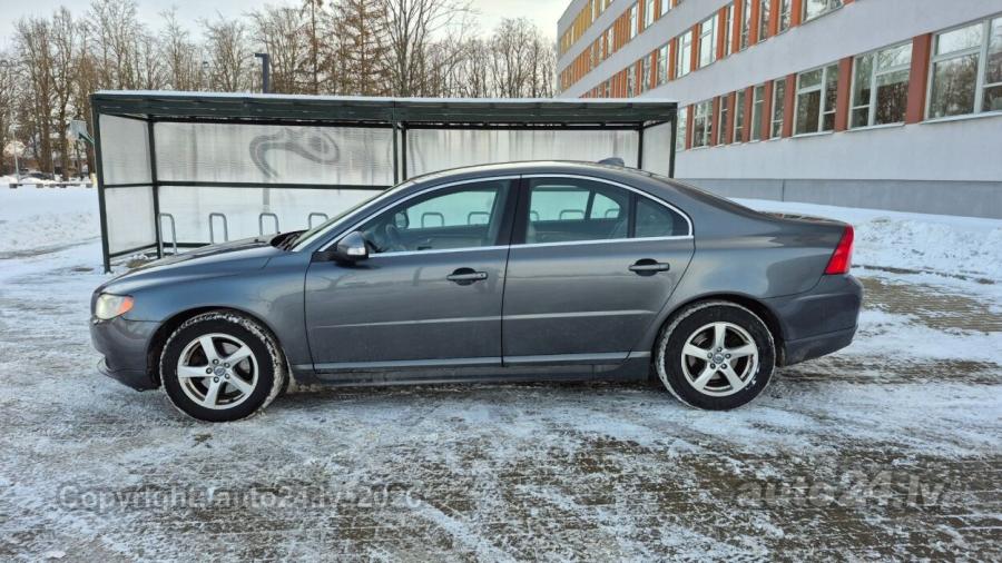 Pelēks Volvo S80 2007 Tartu, ar dzinēja tilpumu 2.40 L un nobraukumu 460 tūkst. km par 2999 €, foto 8 vietnē AUTOMOTO.COM.LV