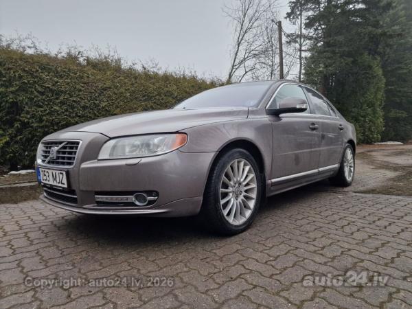 Grey Volvo S80 2007 in Tallinn, with an engine capacity of 3.20 L and mileage of 318 thousand km for 4900 €, photo 1 on AUTOMOTO.COM.LV