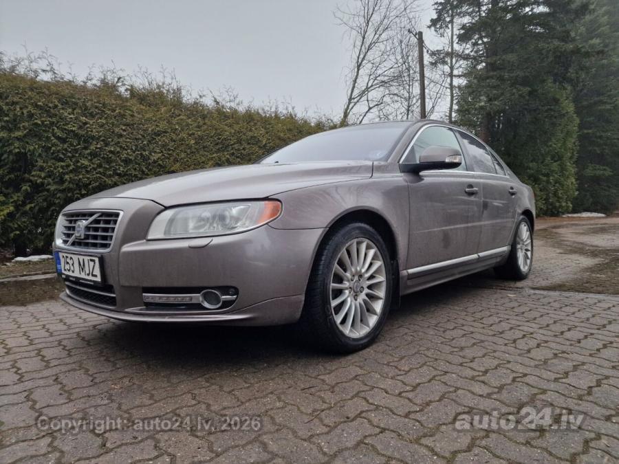 Grey Volvo S80 2007 in Tallinn, with an engine capacity of 3.20 L and mileage of 318 thousand km for 4900 €, photo 1 on AUTOMOTO.COM.LV