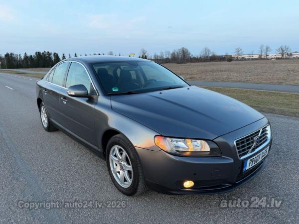 Grey Volvo S80 2007 in Tallinn, with an engine capacity of 2.40 L and mileage of 271 thousand km for 4990 €, photo 3 on AUTOMOTO.COM.LV