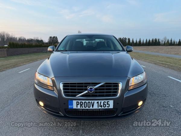Grey Volvo S80 2007 in Tallinn, with an engine capacity of 2.40 L and mileage of 271 thousand km for 4990 €, photo 9 on AUTOMOTO.COM.LV