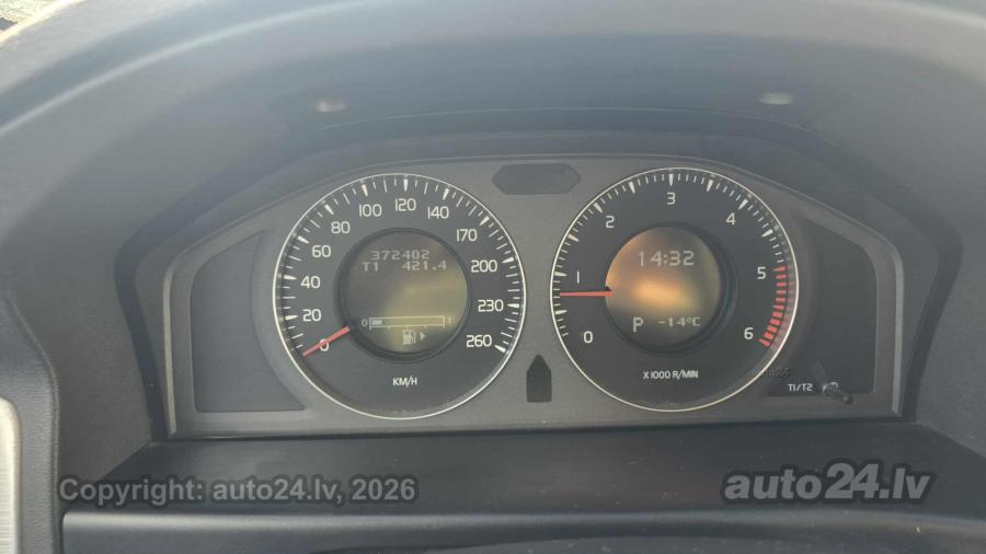 Pelēks Volvo S80 2007 Tallina, ar dzinēja tilpumu 2.40 L un nobraukumu 372 tūkst. km par 4000 €, foto 13 vietnē AUTOMOTO.COM.LV
