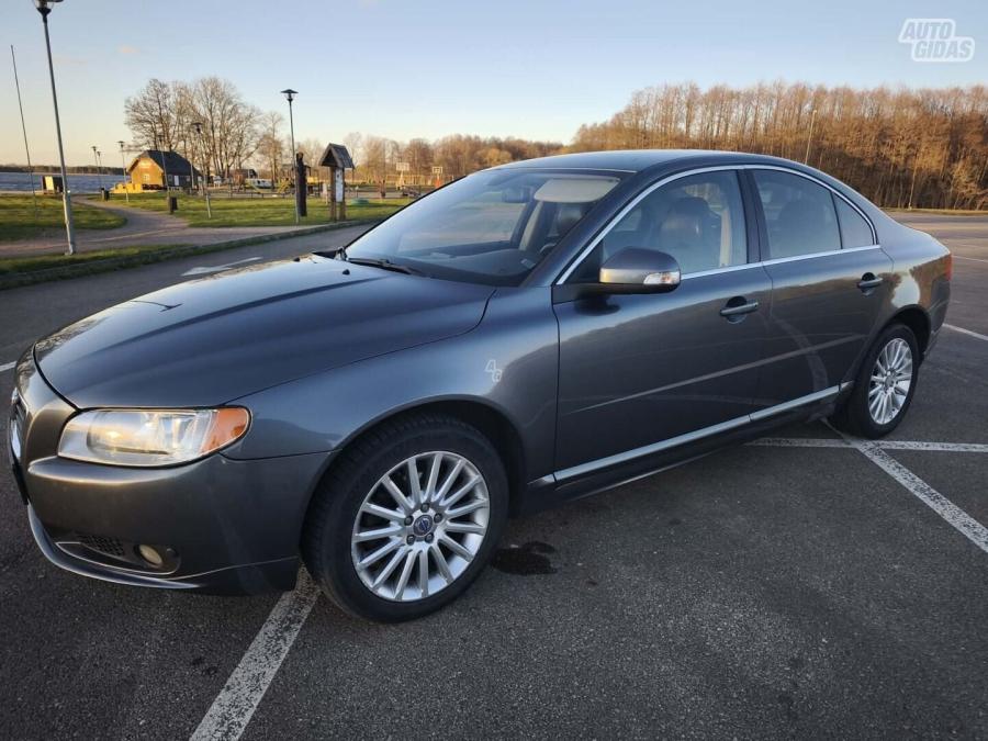 Grey Volvo S80 2007 in Telschi, with an engine capacity of 2.40 L and mileage of 430 thousand km for 3650 €, photo 8 on AUTOMOTO.COM.LV
