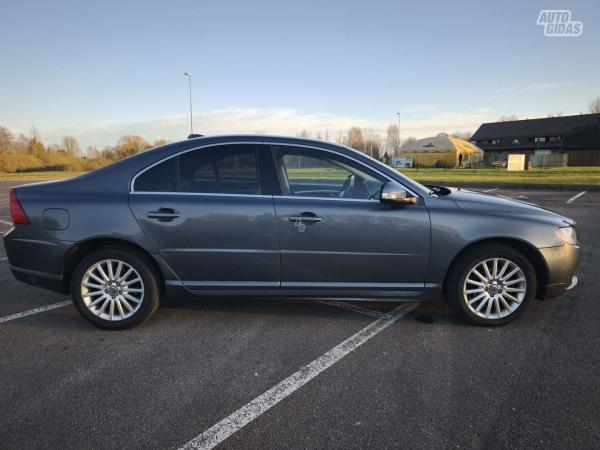 Grey Volvo S80 2007 in Telschi, with an engine capacity of 2.40 L and mileage of 430 thousand km for 3650 €, photo 10 on AUTOMOTO.COM.LV