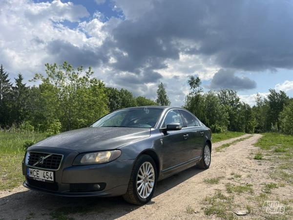 Pelēks Volvo S80 2007 Viļņa, ar dzinēja tilpumu 3.20 L un nobraukumu 212 tūkst. km par 3500 €, foto 1 vietnē AUTOMOTO.COM.LV