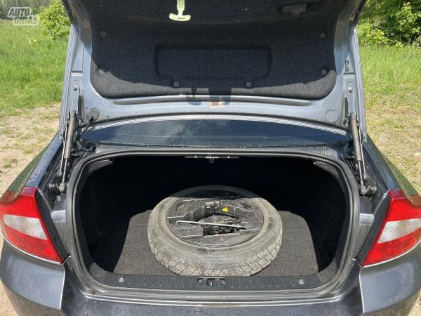 Pelēks Volvo S80 2007 Viļņa, ar dzinēja tilpumu 3.20 L un nobraukumu 212 tūkst. km par 3500 €, foto 7 vietnē AUTOMOTO.COM.LV