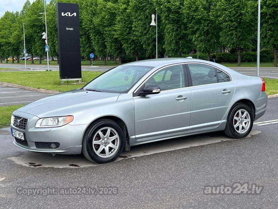 Pelēks Volvo S80 2007 Narva, ar dzinēja tilpumu 2.40 L un nobraukumu 365 tūkst. km par 2999 €, foto 1 vietnē AUTOMOTO.COM.LV