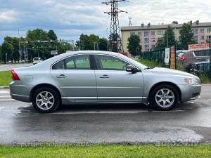 Pelēks Volvo S80 2007 Narva, ar dzinēja tilpumu 2.40 L un nobraukumu 365 tūkst. km par 2999 €, foto 5 vietnē AUTOMOTO.COM.LV