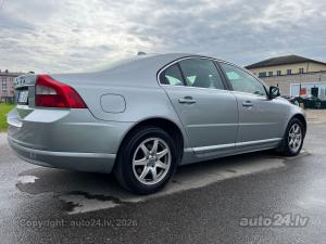 Pelēks Volvo S80 2007 Narva, ar dzinēja tilpumu 2.40 L un nobraukumu 365 tūkst. km par 2999 €, foto 12 vietnē AUTOMOTO.COM.LV