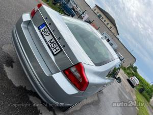Pelēks Volvo S80 2007 Narva, ar dzinēja tilpumu 2.40 L un nobraukumu 365 tūkst. km par 2999 €, foto 14 vietnē AUTOMOTO.COM.LV