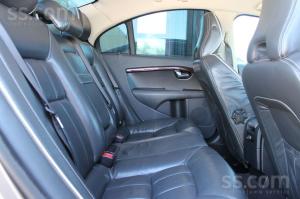 Pelēks Volvo S80 2007 Rīga, ar dzinēja tilpumu 2.40 L un nobraukumu 0 tūkst. km par 3490 €, foto 15 vietnē AUTOMOTO.COM.LV
