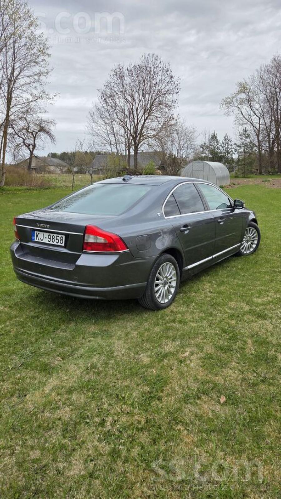 Pelēks Volvo S80 2007 Preiļi, ar dzinēja tilpumu 2.40 L un nobraukumu 380 tūkst. km par 3450 €, foto 4 vietnē AUTOMOTO.COM.LV