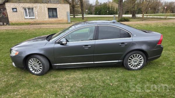 Pelēks Volvo S80 2007 Preiļi, ar dzinēja tilpumu 2.40 L un nobraukumu 380 tūkst. km par 3450 €, foto 8 vietnē AUTOMOTO.COM.LV
