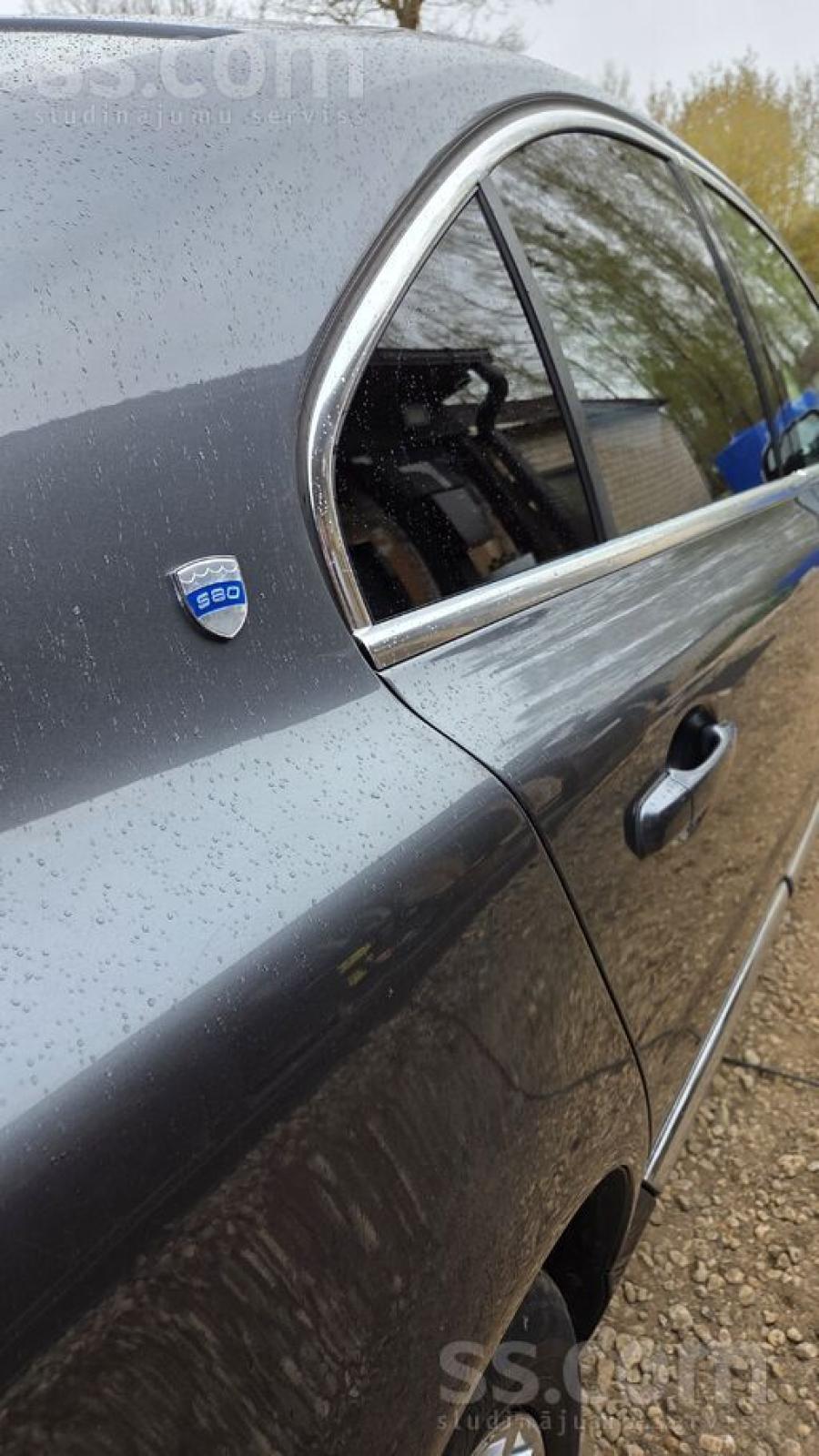Pelēks Volvo S80 2007 Preiļi, ar dzinēja tilpumu 2.40 L un nobraukumu 380 tūkst. km par 3450 €, foto 10 vietnē AUTOMOTO.COM.LV
