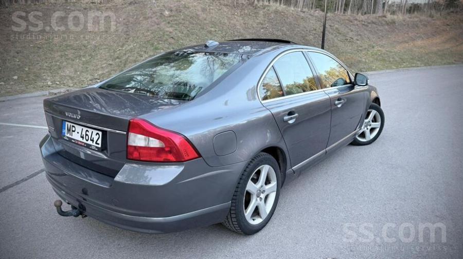 Pelēks Volvo S80 2007 Ogre, ar dzinēja tilpumu 2.50 L un nobraukumu 221 tūkst. km par 3790 €, foto 5 vietnē AUTOMOTO.COM.LV