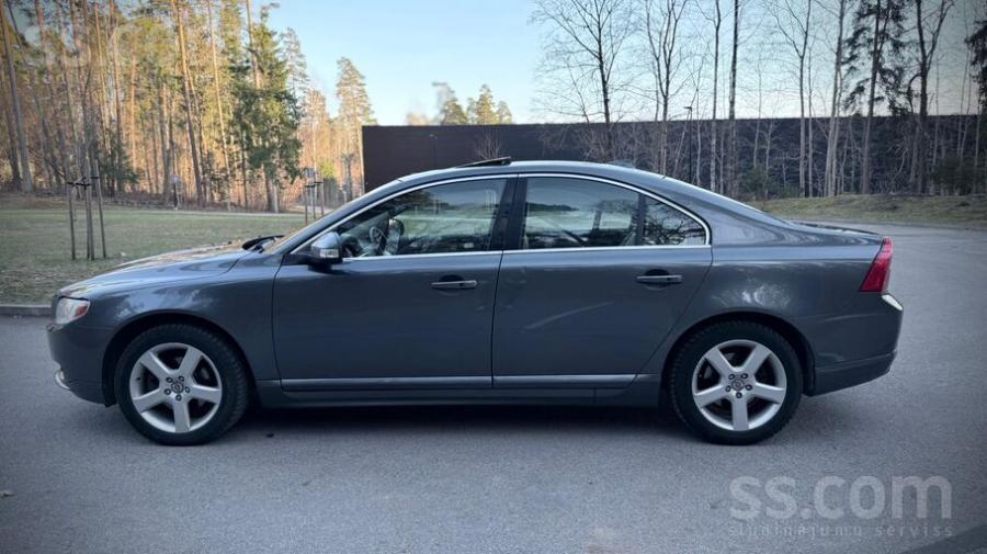 Pelēks Volvo S80 2007 Ogre, ar dzinēja tilpumu 2.50 L un nobraukumu 221 tūkst. km par 3790 €, foto 6 vietnē AUTOMOTO.COM.LV