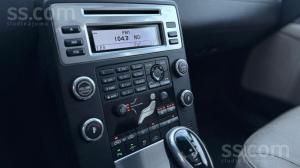 Pelēks Volvo S80 2007 Ogre, ar dzinēja tilpumu 2.50 L un nobraukumu 221 tūkst. km par 3790 €, foto 13 vietnē AUTOMOTO.COM.LV