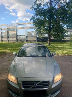 Grey Volvo S80 2007 in Vilnius, with an engine capacity of 3.19 L and mileage of 320 thousand km for 3000 €, photo 5 on AUTOMOTO.COM.LV