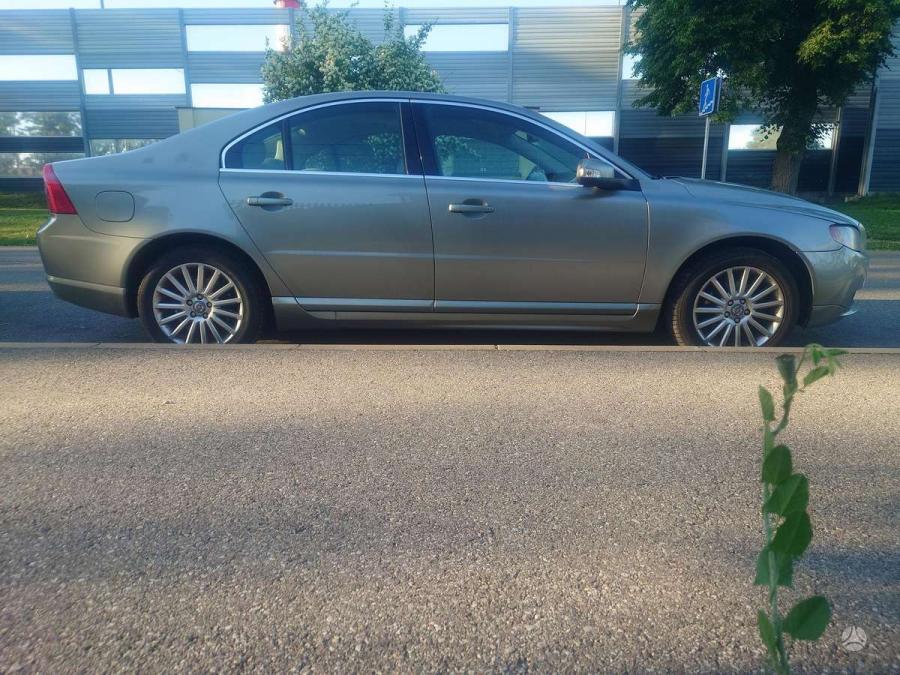Grey Volvo S80 2007 in Vilnius, with an engine capacity of 3.19 L and mileage of 320 thousand km for 3000 €, photo 12 on AUTOMOTO.COM.LV