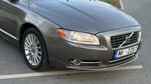 Grey Volvo S80 2007 in Riga, with an engine capacity of 2.40 L and mileage of 330 thousand km for 3750 €, photo 15 on AUTOMOTO.COM.LV
