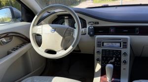 Grey Volvo S80 2007 in Riga, with an engine capacity of 2.40 L and mileage of 330 thousand km for 3750 €, photo 30 on AUTOMOTO.COM.LV