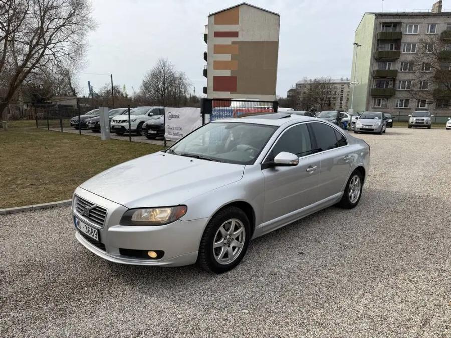 Grey Volvo S80 2007 in Ventspils, with an engine capacity of 2.40 L and mileage of 352 thousand km for 3290 €, photo 1 on AUTOMOTO.COM.LV