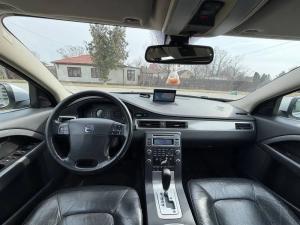 Grey Volvo S80 2007 in Ventspils, with an engine capacity of 2.40 L and mileage of 352 thousand km for 3290 €, photo 15 on AUTOMOTO.COM.LV