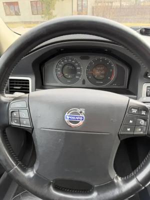 Grey Volvo S80 2007 in Ventspils, with an engine capacity of 2.40 L and mileage of 352 thousand km for 3290 €, photo 17 on AUTOMOTO.COM.LV