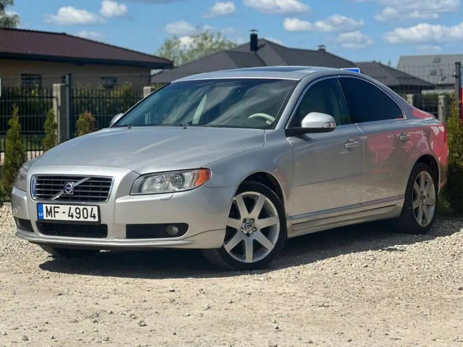 Pelēks Volvo S80 2007 Jelgava, ar dzinēja tilpumu 2.40 L un nobraukumu 333 tūkst. km par 2990 €, foto 1 vietnē AUTOMOTO.COM.LV