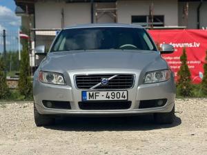 Pelēks Volvo S80 2007 Jelgava, ar dzinēja tilpumu 2.40 L un nobraukumu 333 tūkst. km par 2990 €, foto 3 vietnē AUTOMOTO.COM.LV