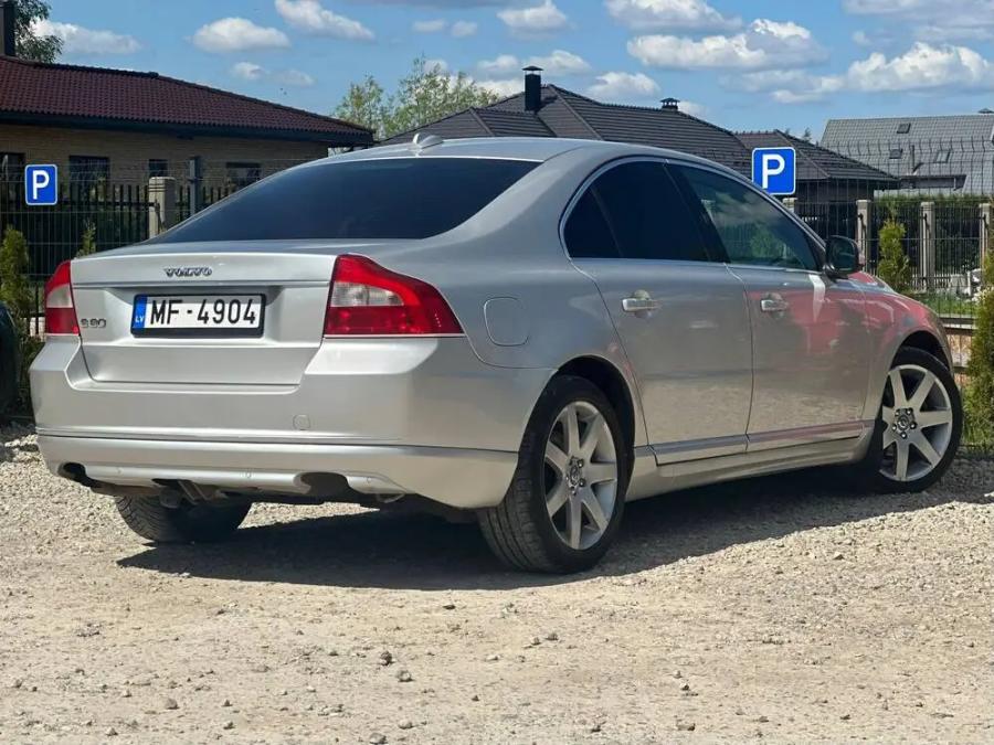 Pelēks Volvo S80 2007 Jelgava, ar dzinēja tilpumu 2.40 L un nobraukumu 333 tūkst. km par 2990 €, foto 7 vietnē AUTOMOTO.COM.LV
