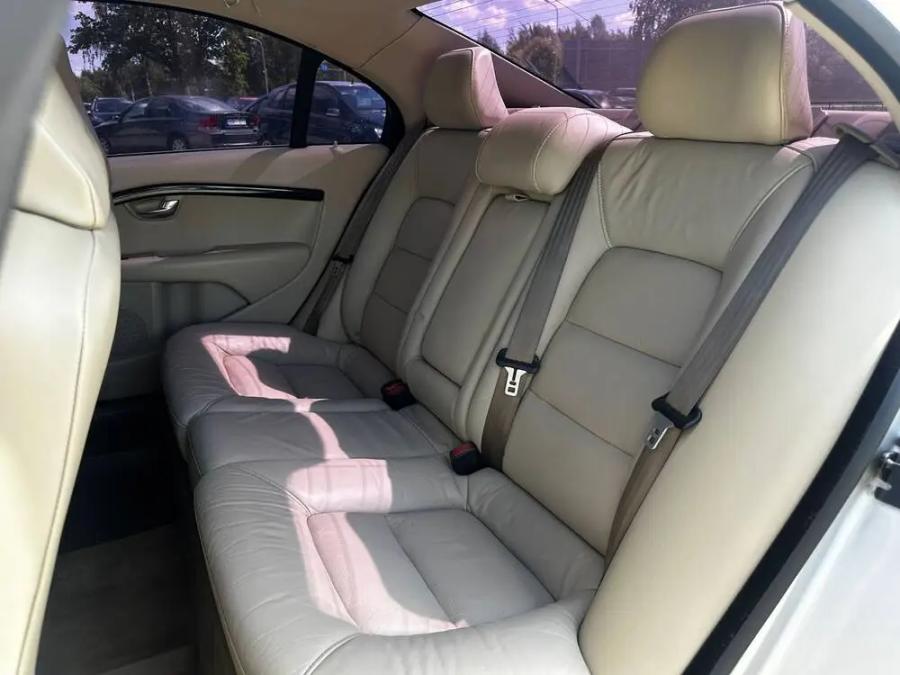 Pelēks Volvo S80 2007 Jelgava, ar dzinēja tilpumu 2.40 L un nobraukumu 333 tūkst. km par 2990 €, foto 16 vietnē AUTOMOTO.COM.LV