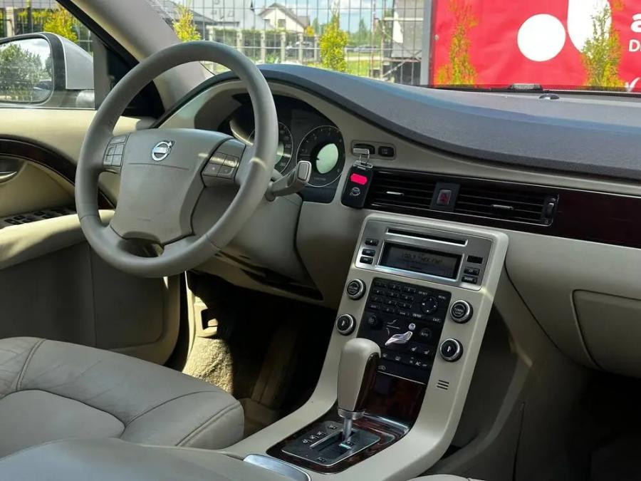 Pelēks Volvo S80 2007 Jelgava, ar dzinēja tilpumu 2.40 L un nobraukumu 333 tūkst. km par 2990 €, foto 17 vietnē AUTOMOTO.COM.LV