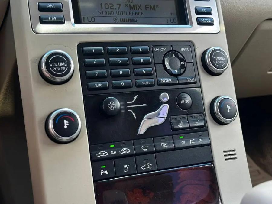 Pelēks Volvo S80 2007 Jelgava, ar dzinēja tilpumu 2.40 L un nobraukumu 333 tūkst. km par 2990 €, foto 22 vietnē AUTOMOTO.COM.LV